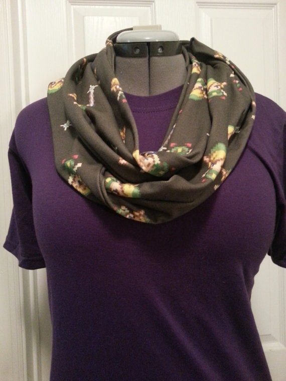Keep warm with this Link infinity scarf - Zelda Universe